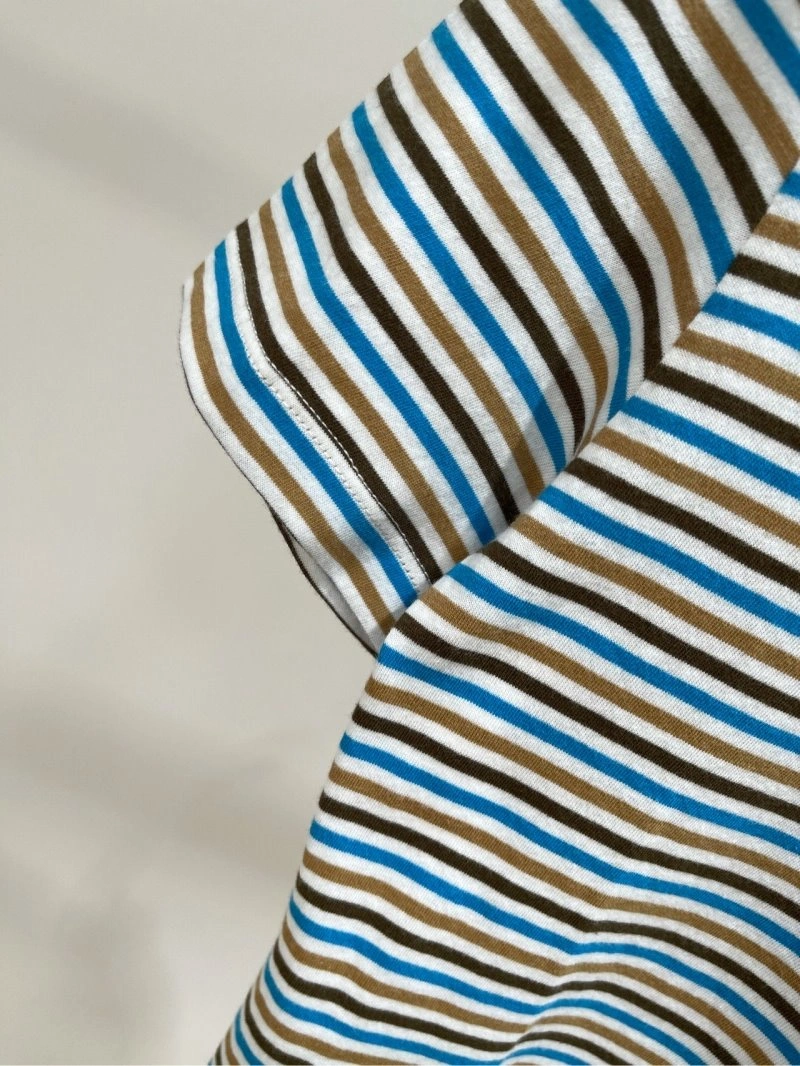Low-cost Unclassified Brand T-Shirts