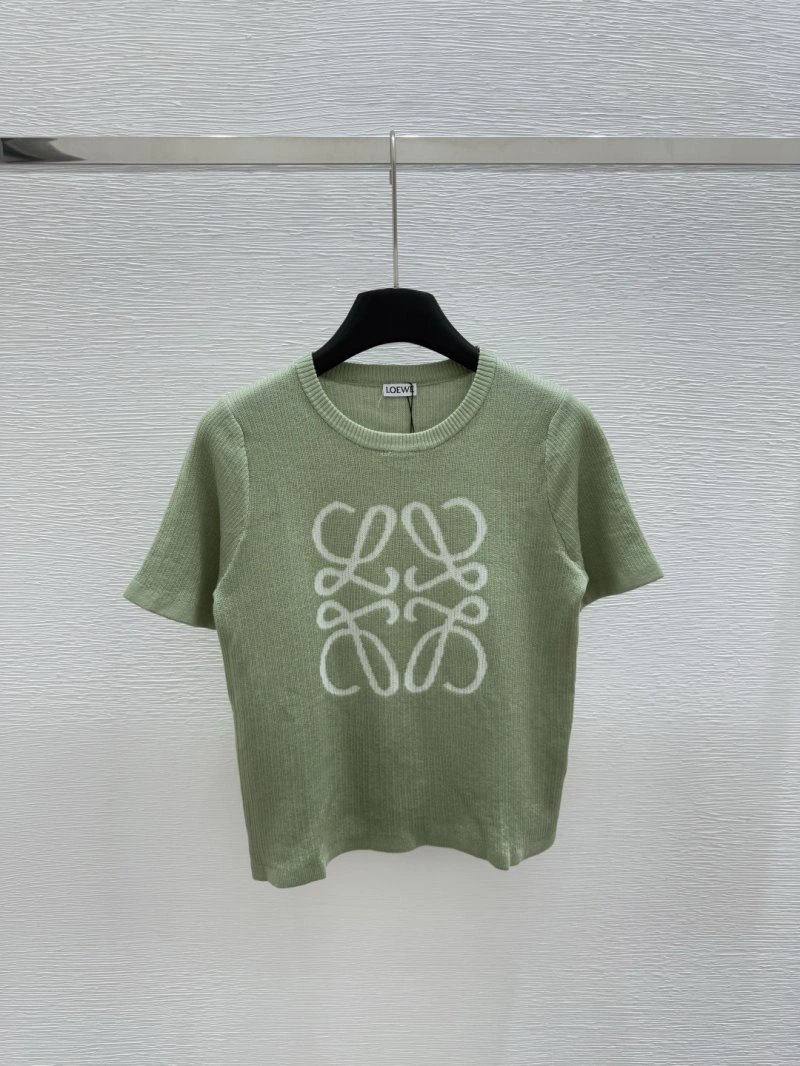 Affordable Unclassified Brand T-Shirts