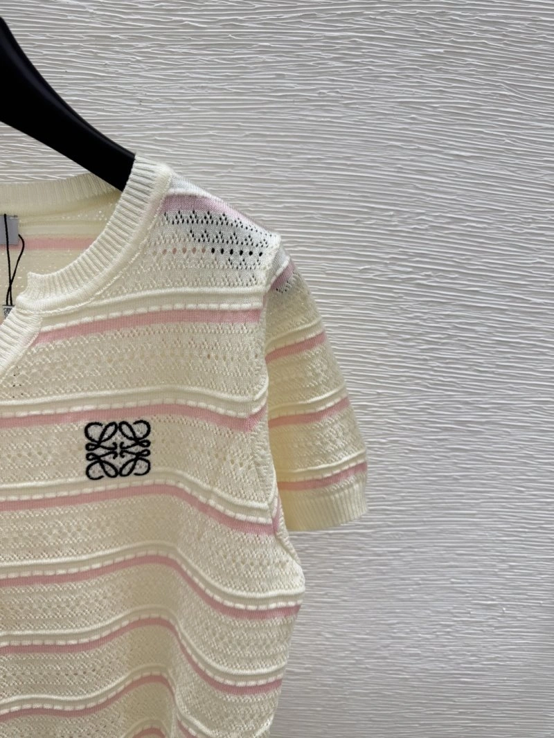 Real Unclassified Brand T-Shirts