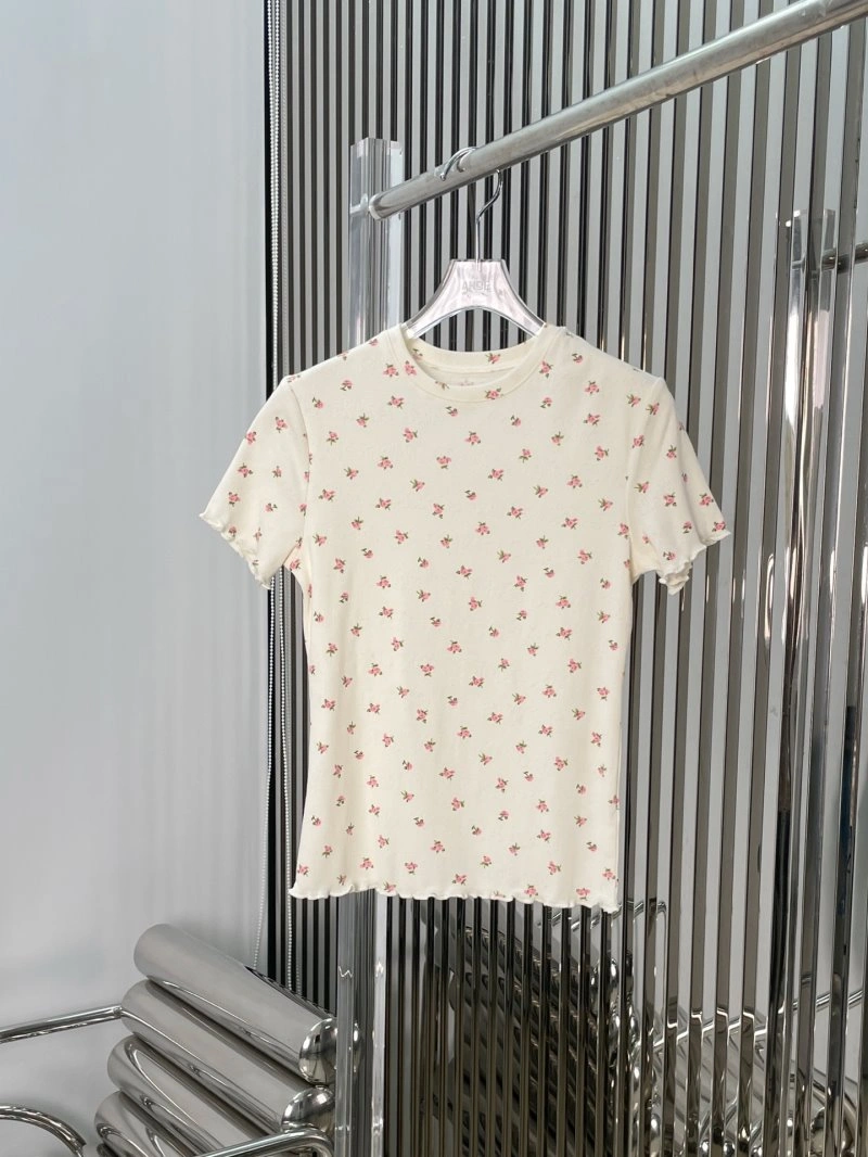 Unclassified Brand T-Shirts