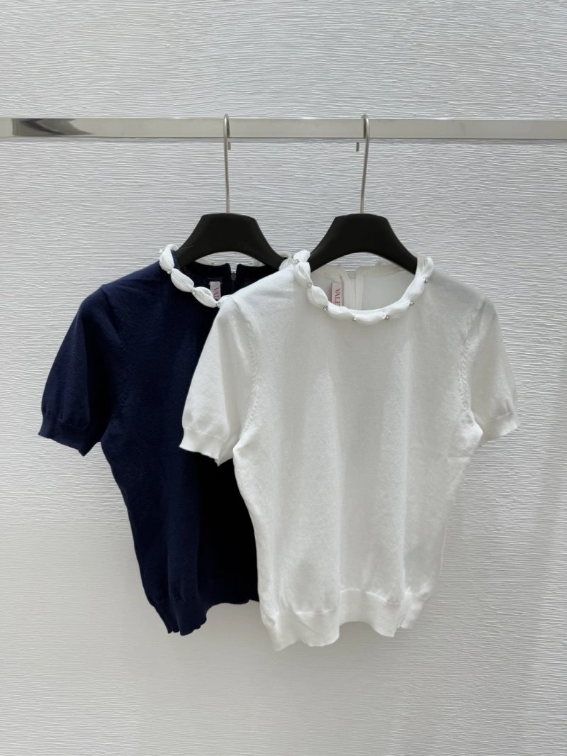 Unclassified Brand T-Shirts