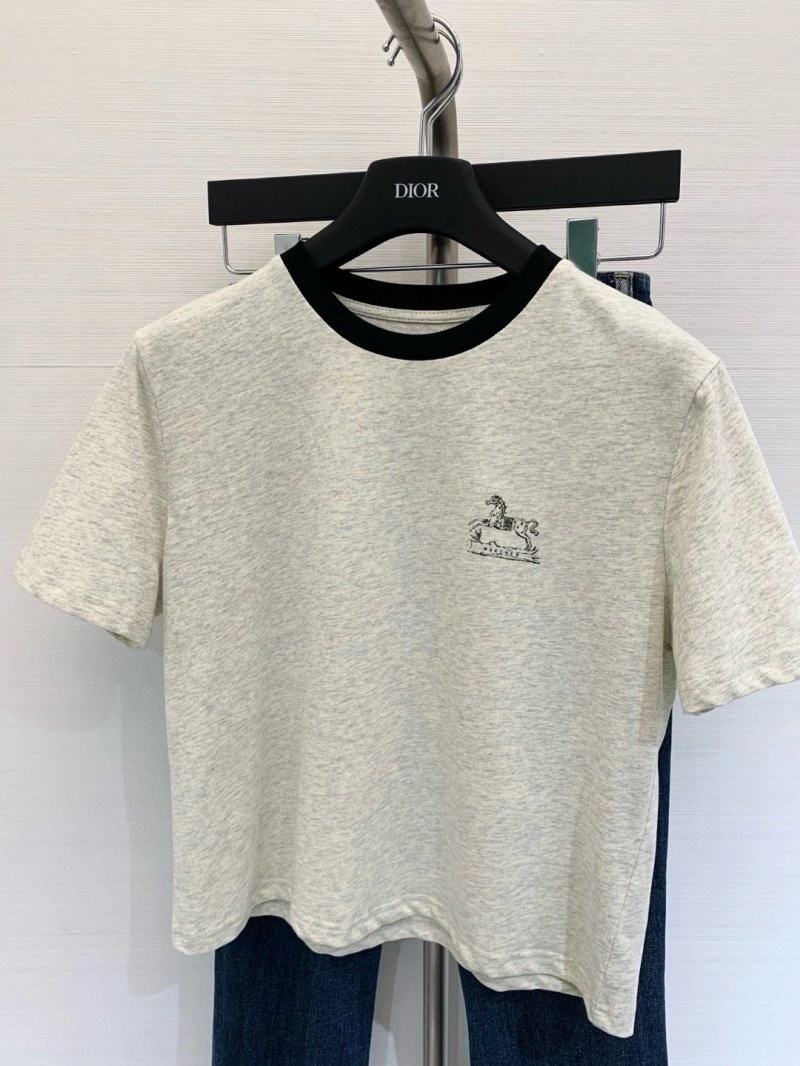 Unclassified Brand T-Shirts