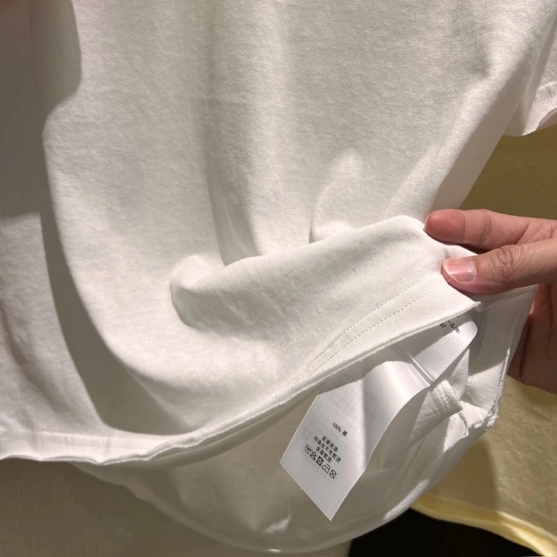 Accurate model Unclassified Brand T-Shirts