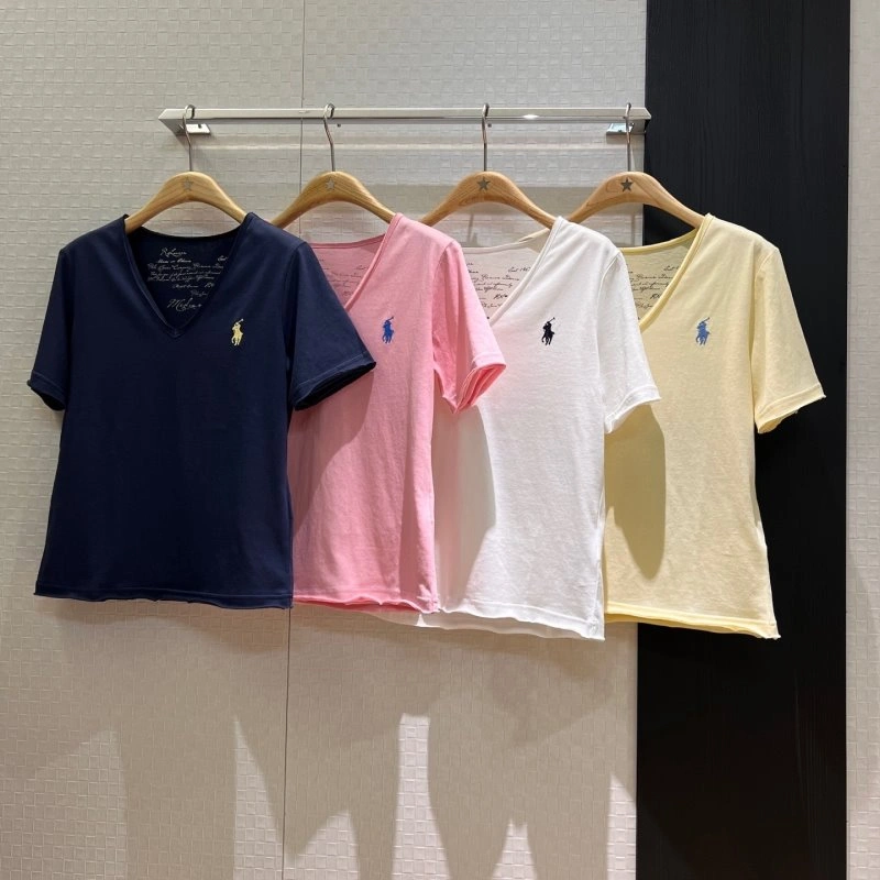 Accurate model Unclassified Brand T-Shirts