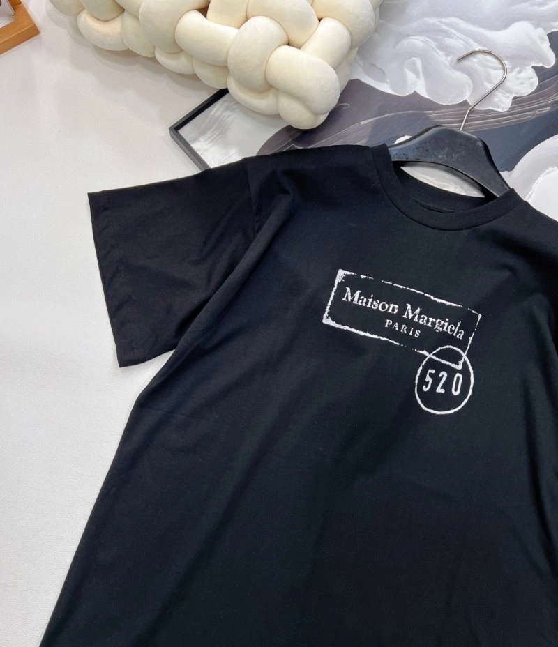 Indistinguishable Unclassified Brand T-Shirts