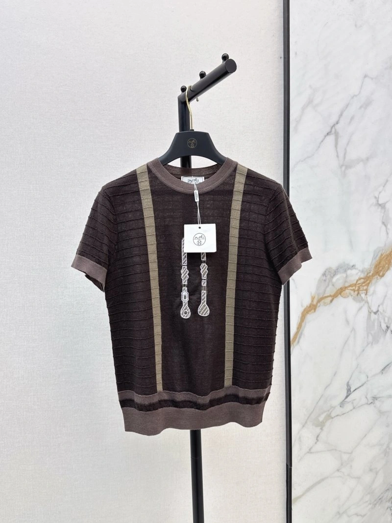 Unclassified Brand T-Shirts