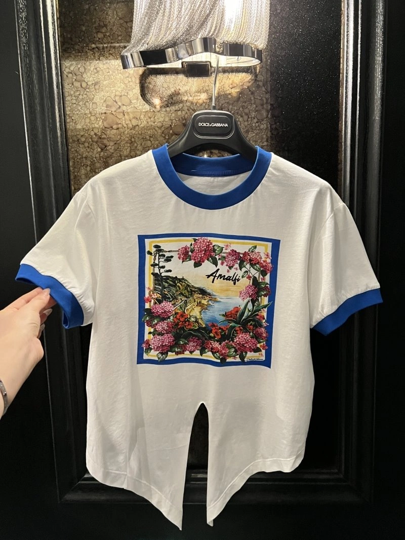 Real Unclassified Brand T-Shirts