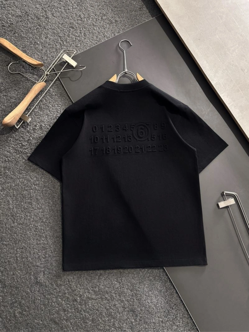 Precise copy Unclassified Brand T-Shirts