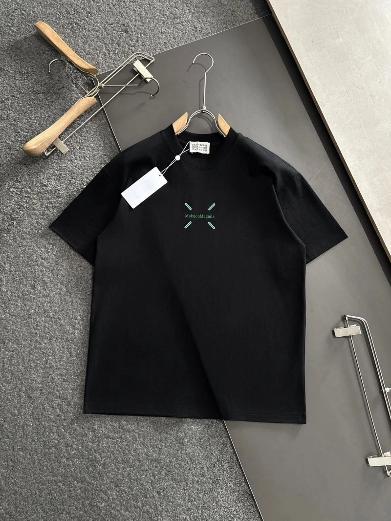Unclassified Brand T-Shirts