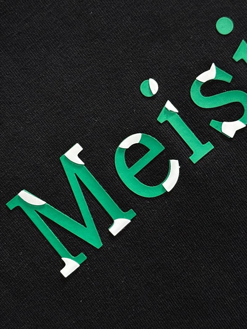 Indistinguishable Unclassified Brand T-Shirts