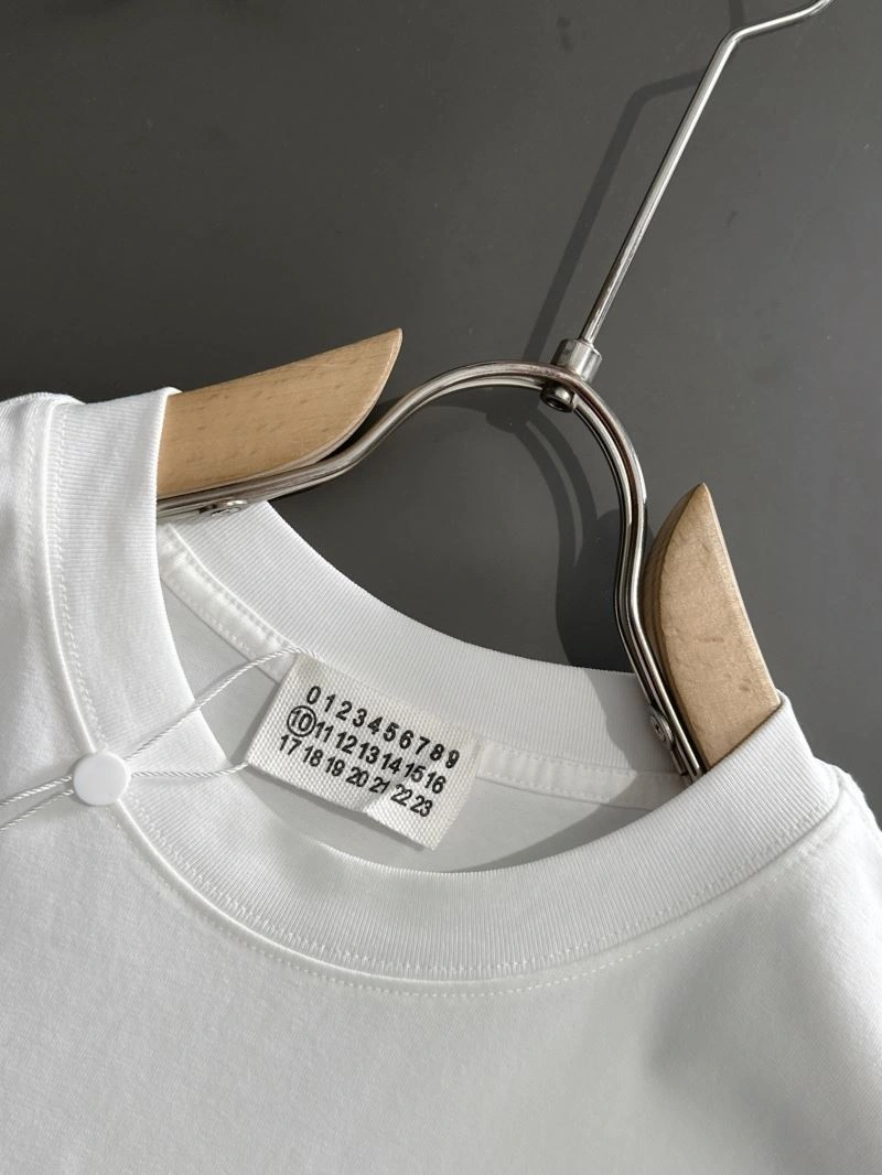 High accuracy Unclassified Brand T-Shirts