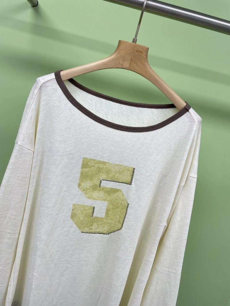 High fidelity Unclassified Brand T-Shirts