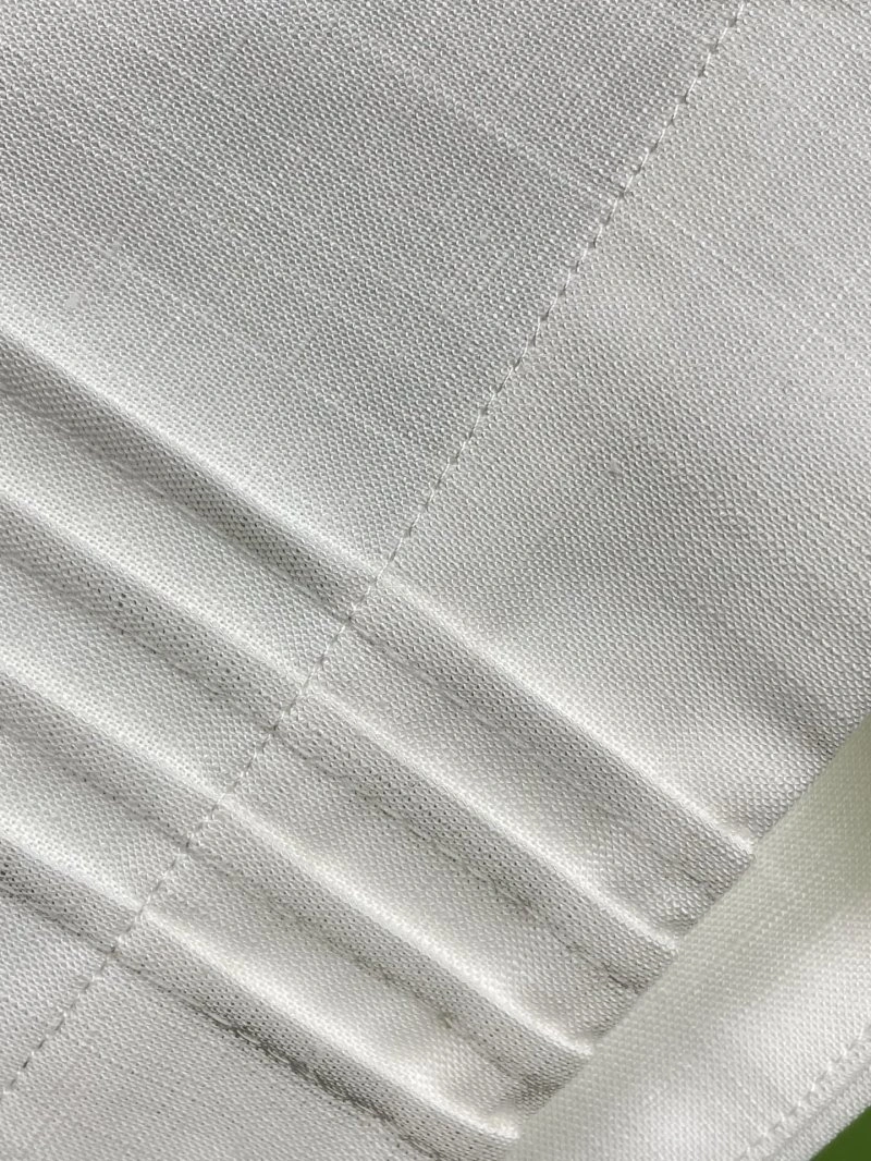 Affordable Unclassified Brand T-Shirts
