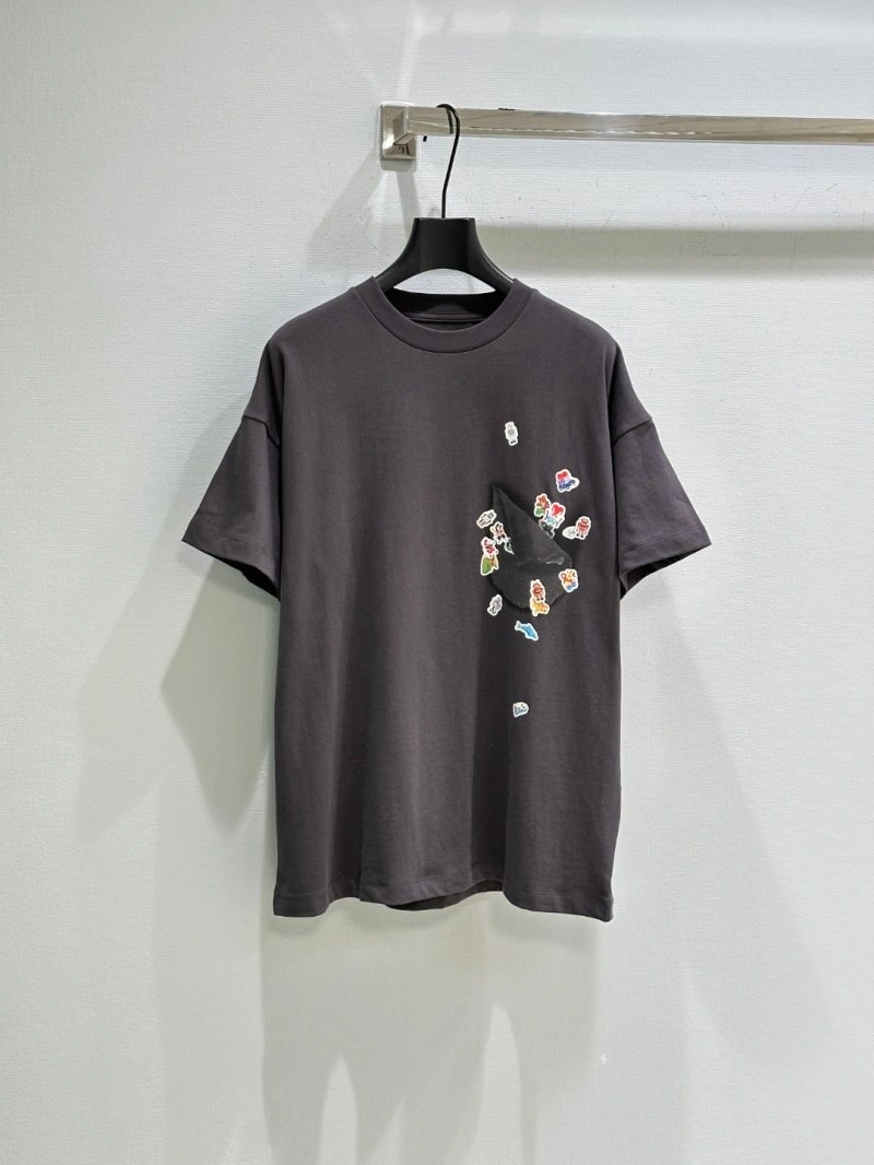 Unclassified Brand T-Shirts