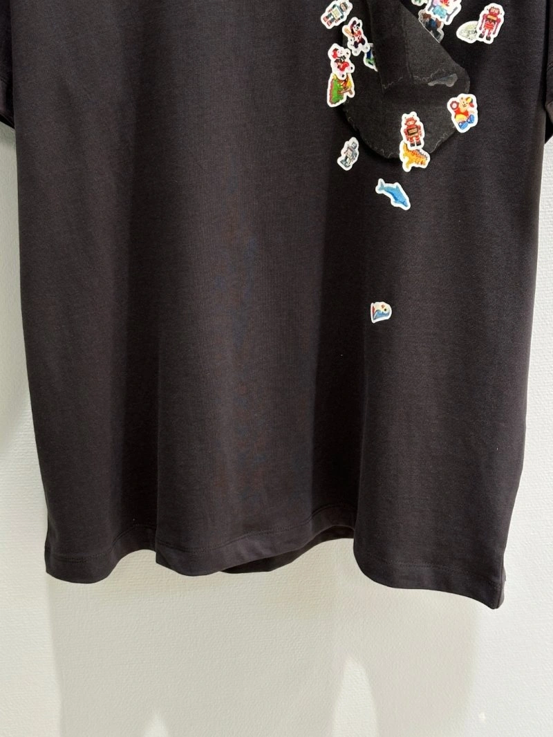 Precise copy Unclassified Brand T-Shirts