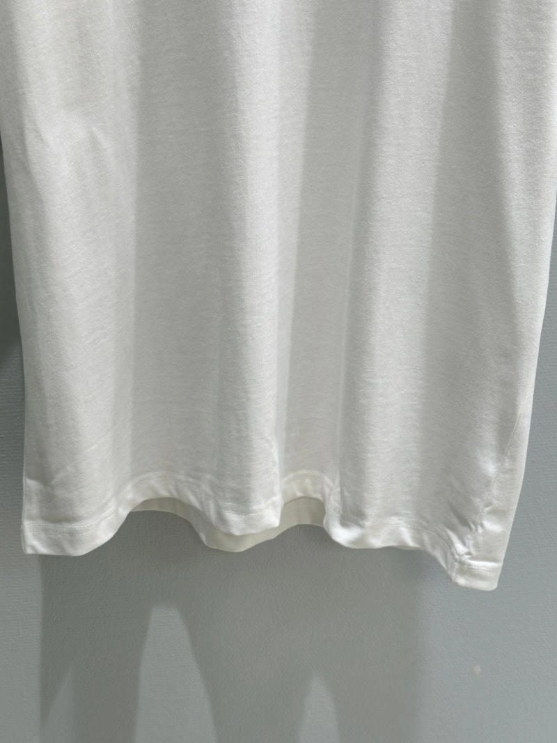 Real Unclassified Brand T-Shirts
