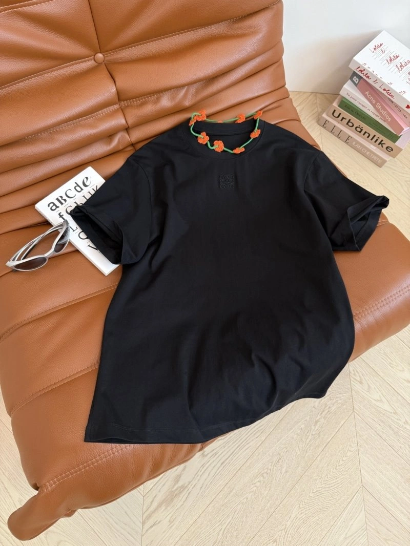 Unclassified Brand T-Shirts