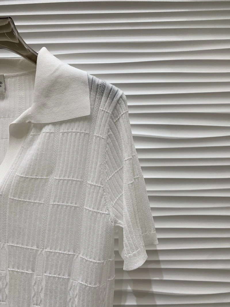 Reasonably priced Unclassified Brand T-Shirts