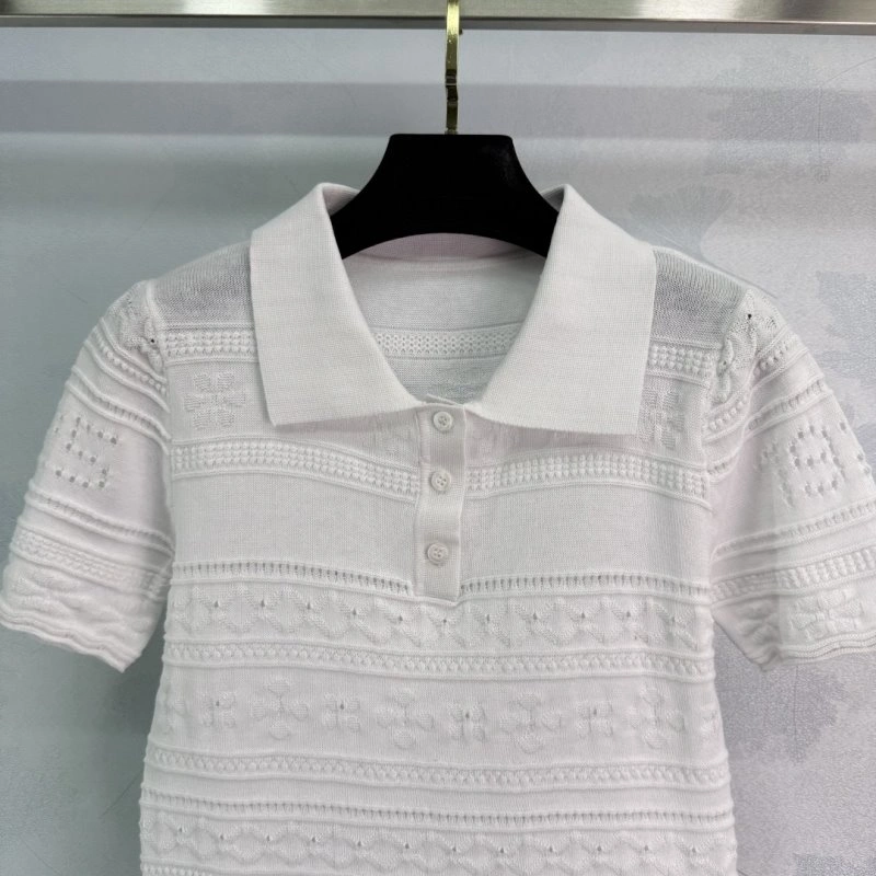 Accurate model Unclassified Brand T-Shirts