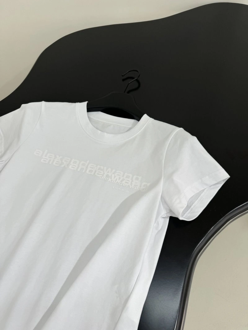 Indistinguishable Unclassified Brand T-Shirts