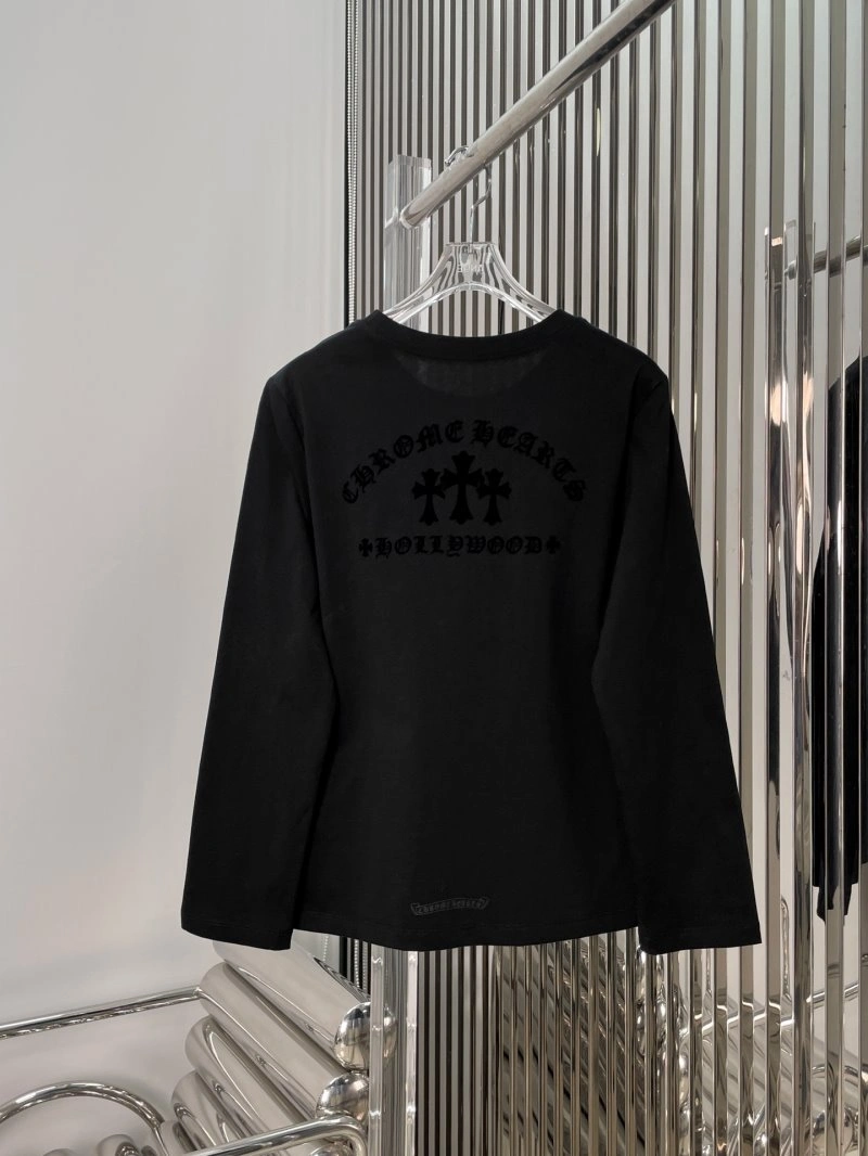 Accurate model Unclassified Brand T-Shirts