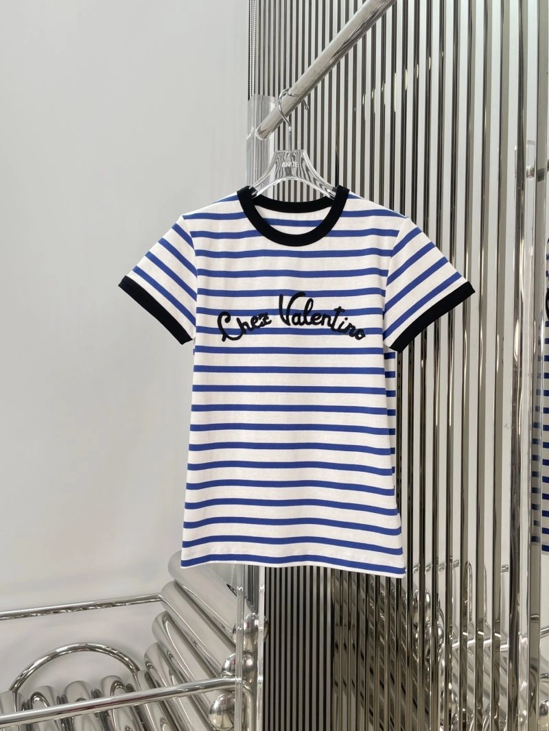 Unclassified Brand T-Shirts