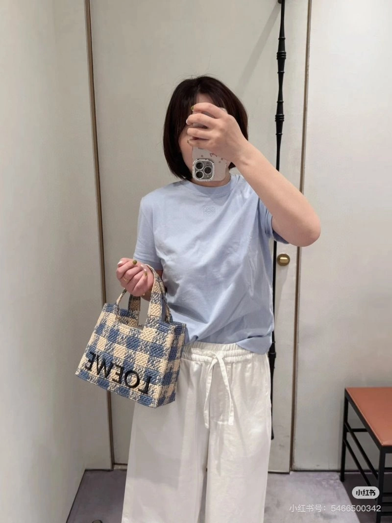 Unclassified Brand T-Shirts