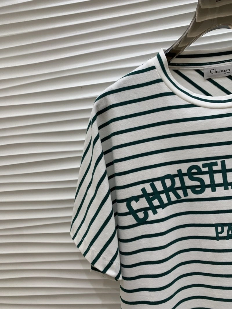 Real Unclassified Brand T-Shirts