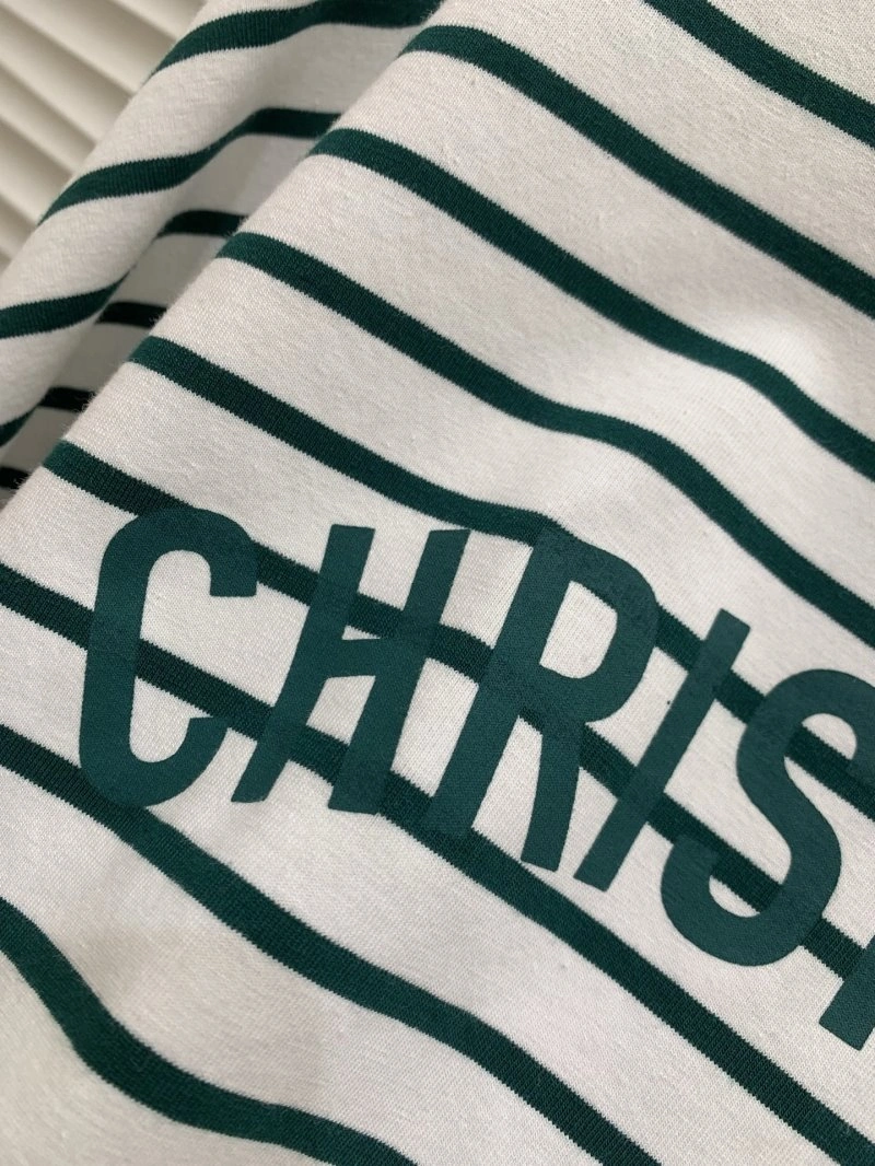 Real Unclassified Brand T-Shirts