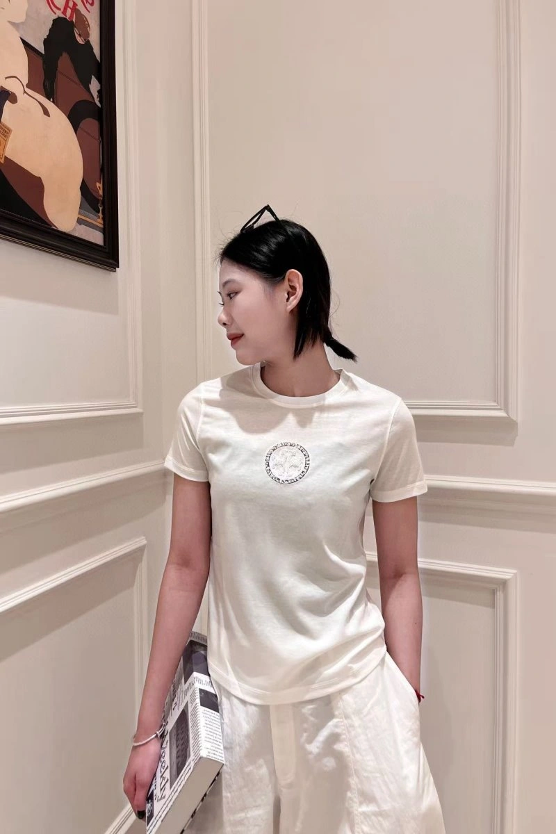 Unclassified Brand T-Shirts