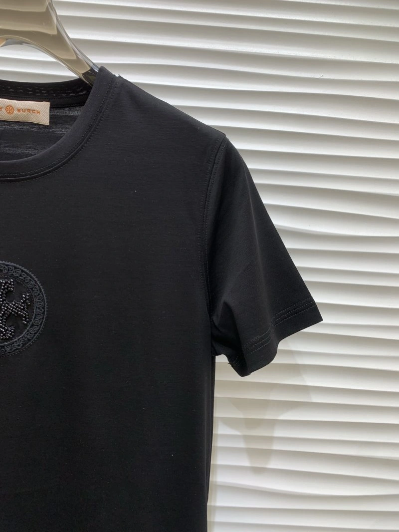 Accurate model Unclassified Brand T-Shirts