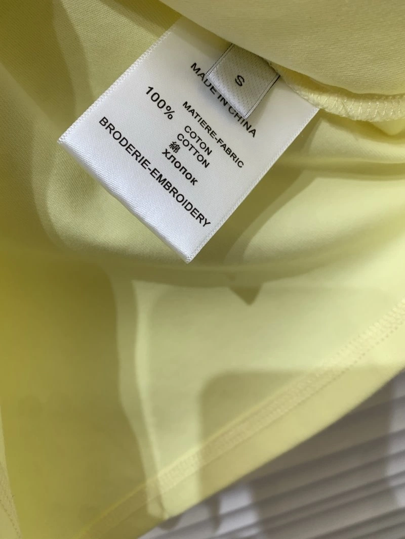 Indistinguishable Unclassified Brand T-Shirts