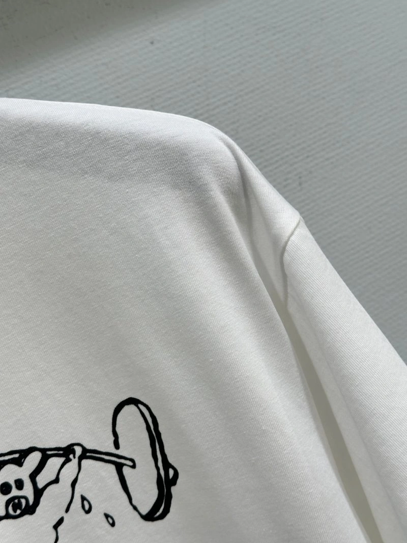 Real Unclassified Brand T-Shirts
