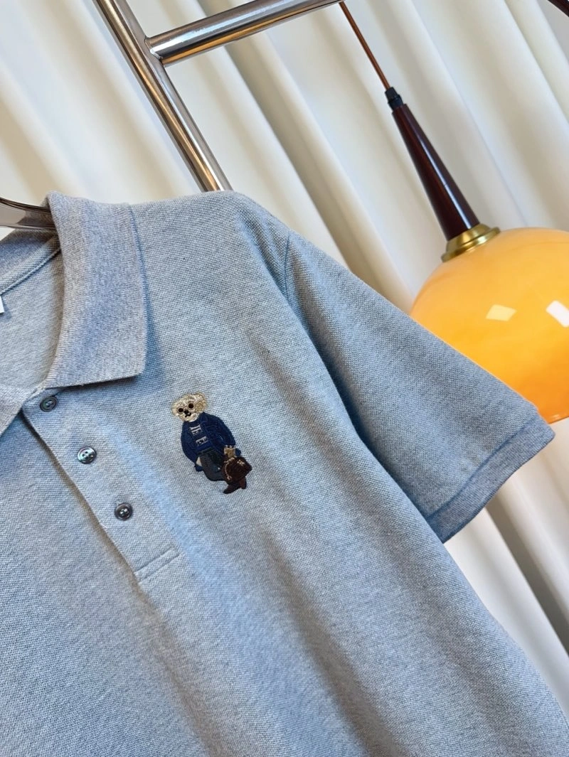 Accurate model Unclassified Brand T-Shirts