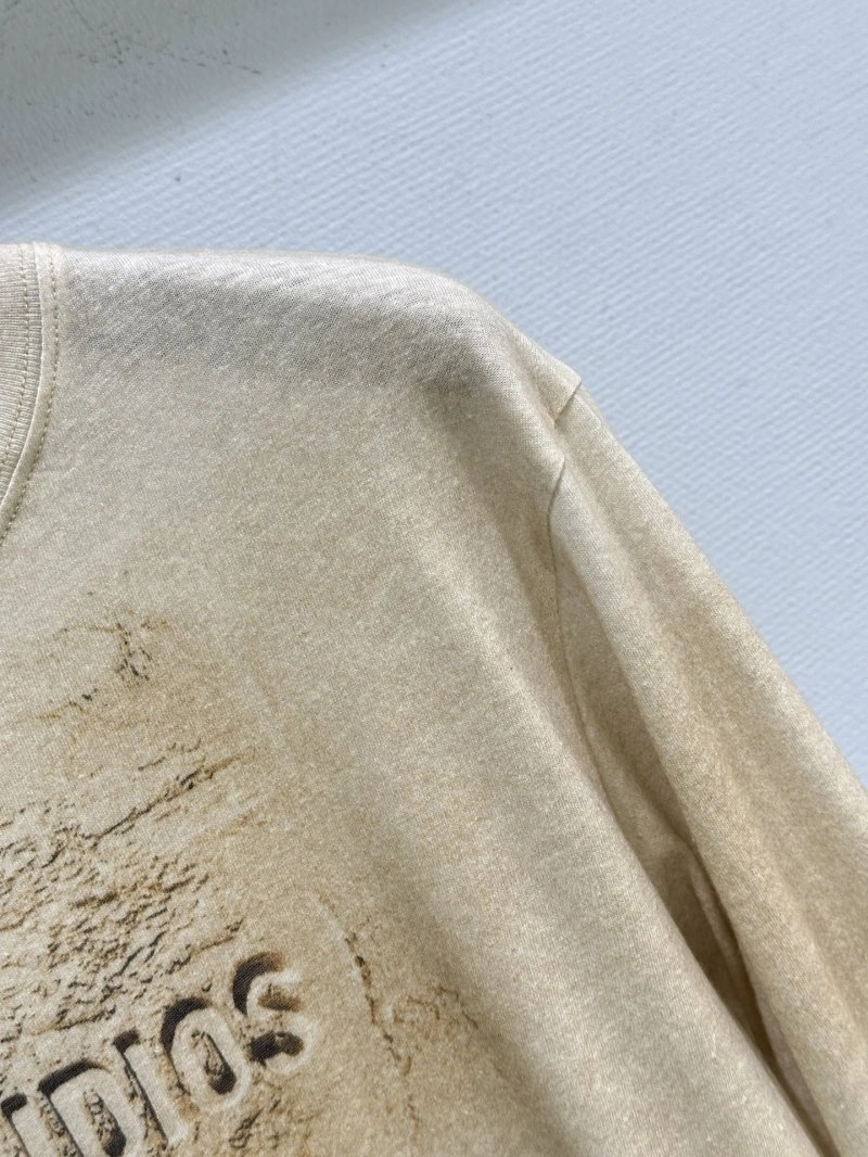 Low-cost Unclassified Brand T-Shirts