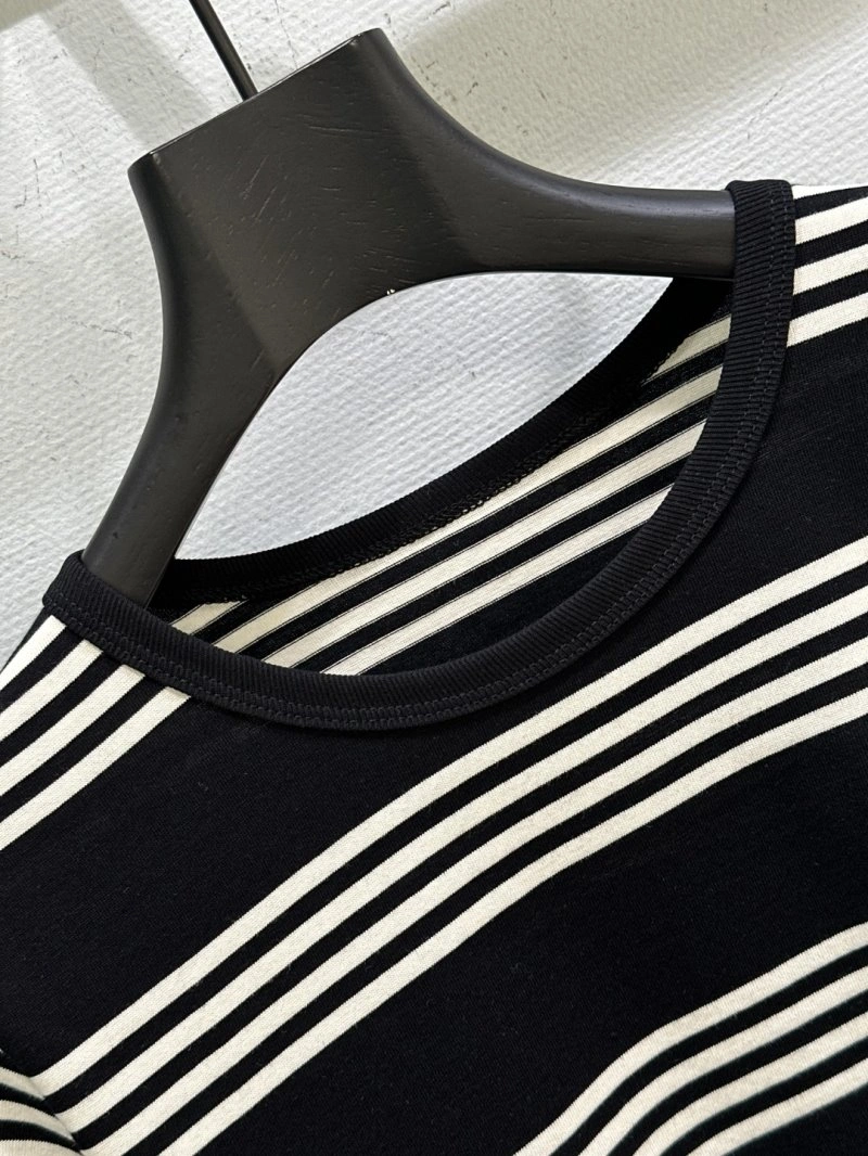 Economical Unclassified Brand T-Shirts