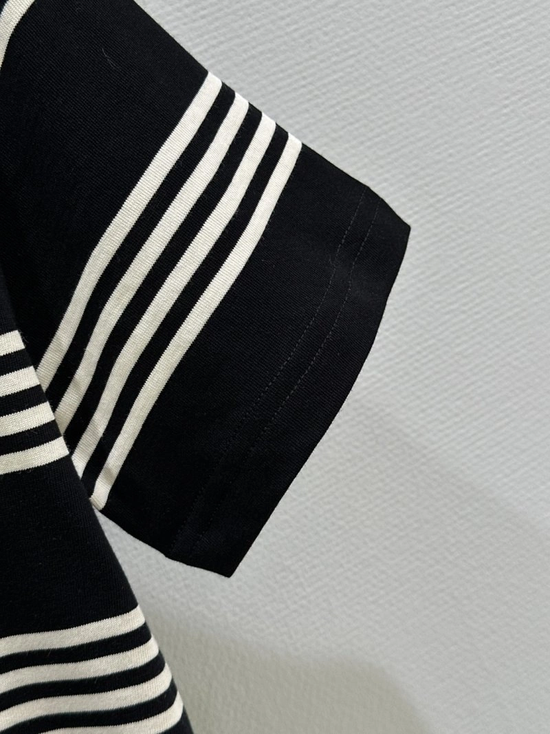Economical Unclassified Brand T-Shirts