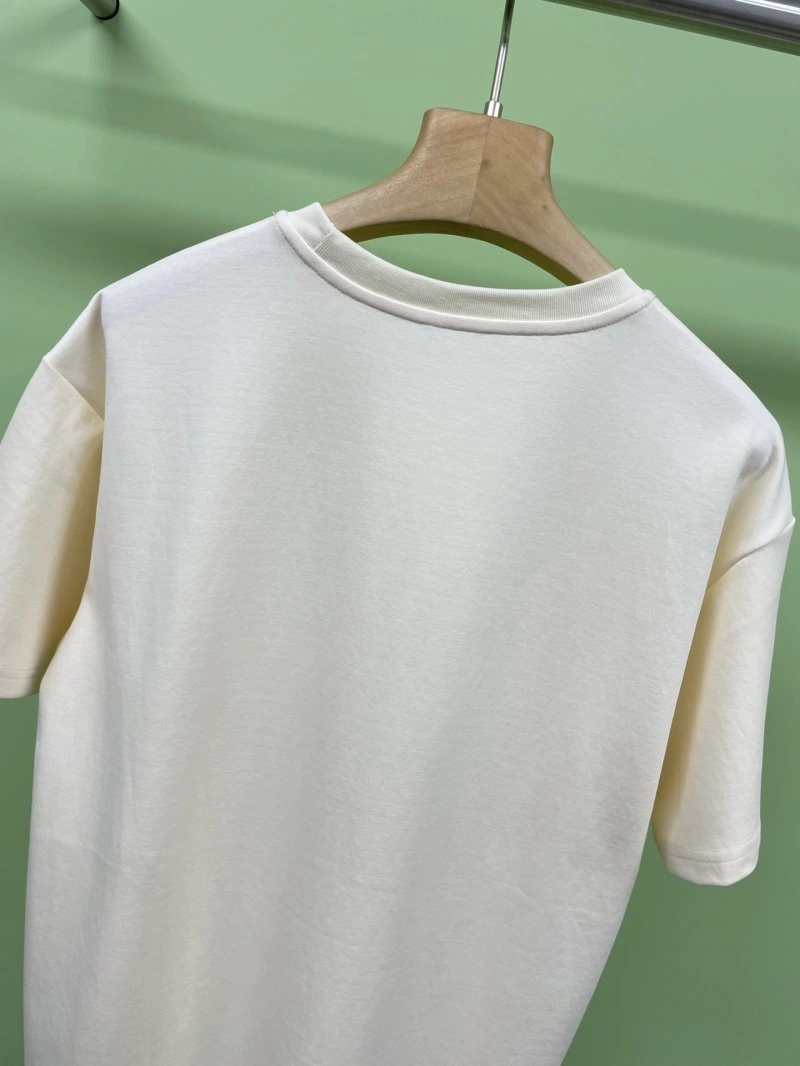 Real Unclassified Brand T-Shirts