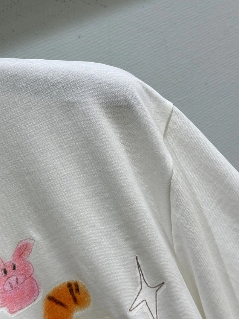 Cut-rate Unclassified Brand T-Shirts
