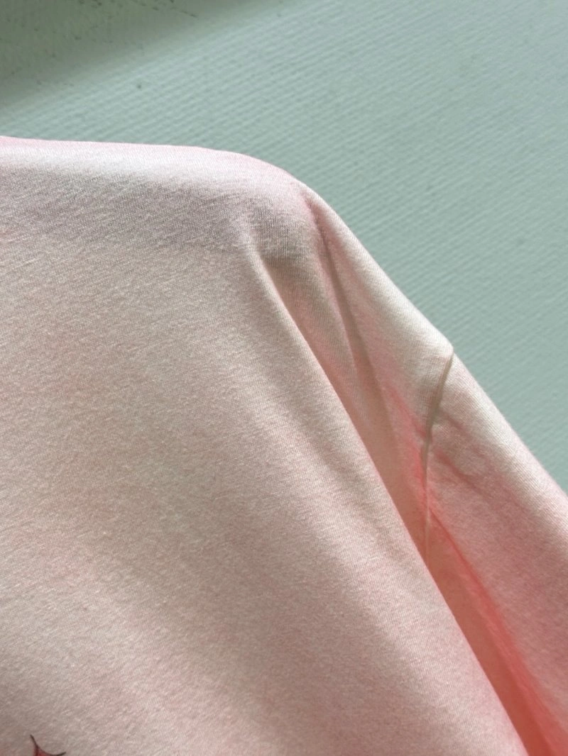 Inexpensive Unclassified Brand T-Shirts