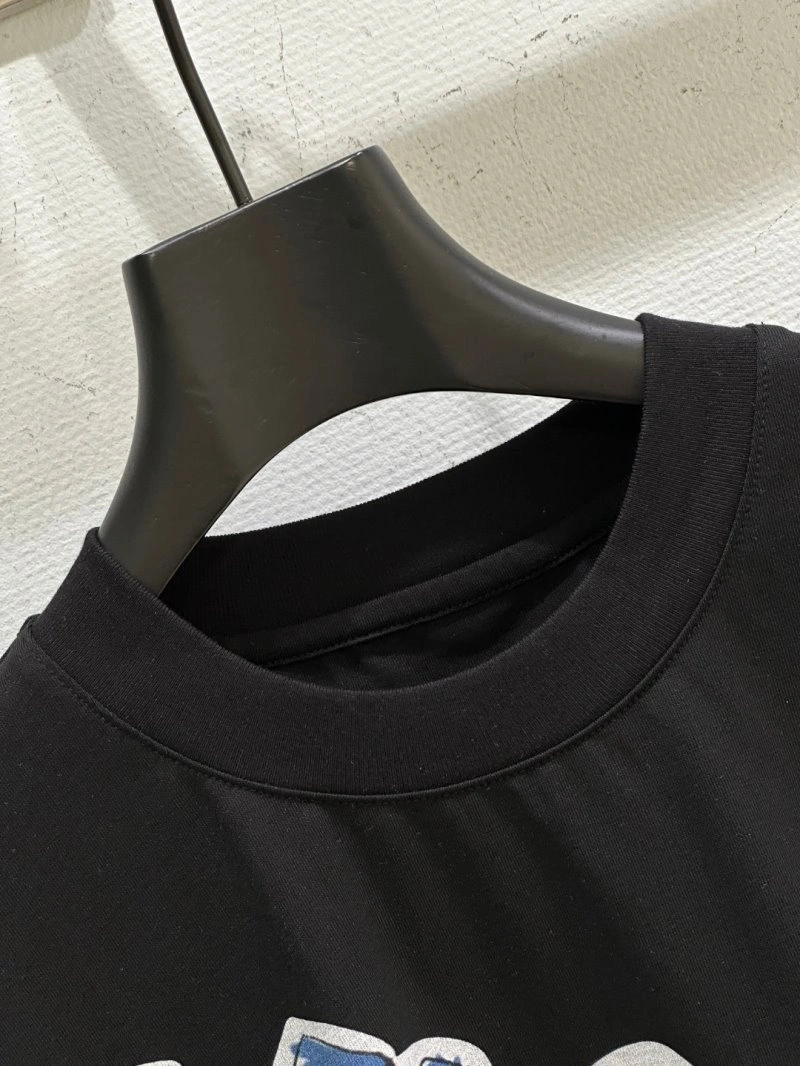 Discounted Unclassified Brand T-Shirts