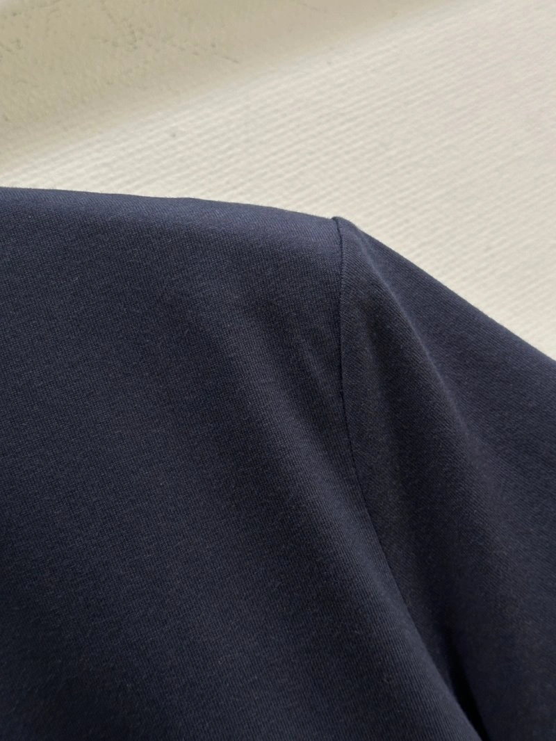 Discounted Unclassified Brand T-Shirts