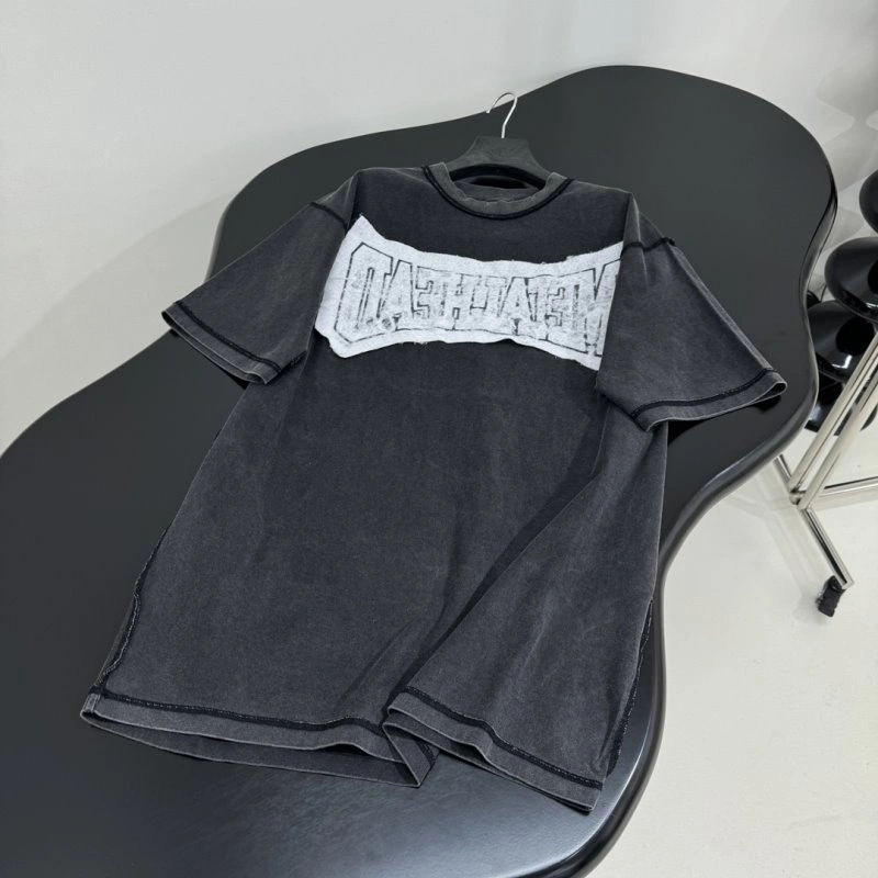 Indistinguishable Unclassified Brand T-Shirts