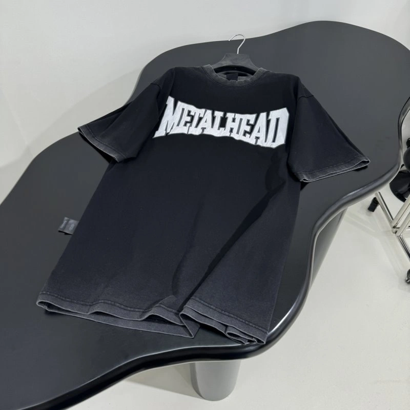 Indistinguishable Unclassified Brand T-Shirts