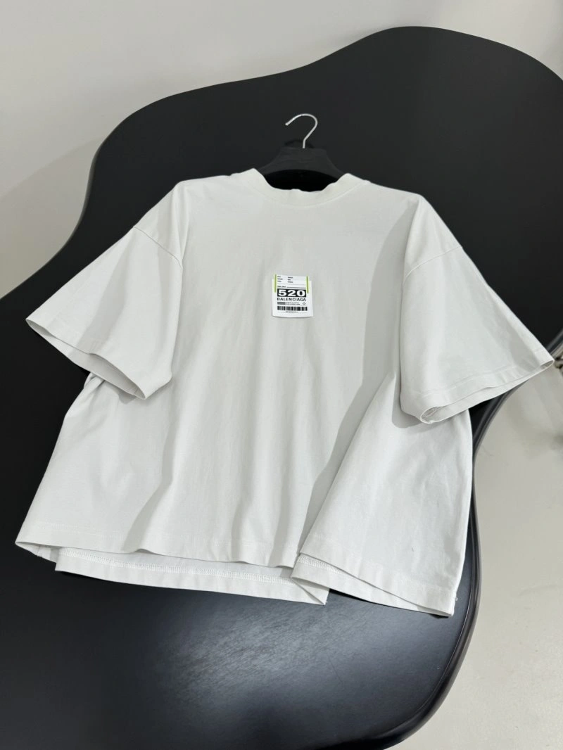 Top mirror Unclassified Brand T-Shirts