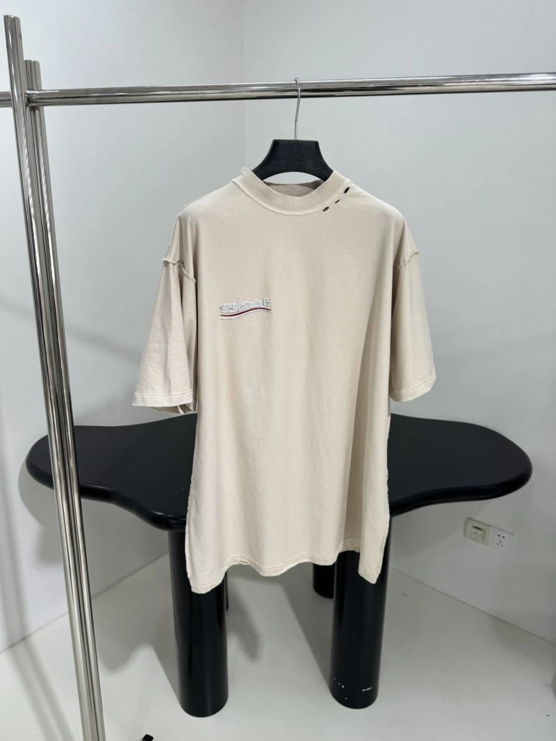 Unclassified Brand T-Shirts