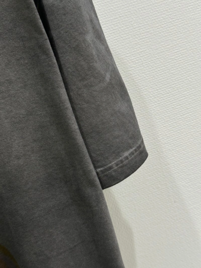 Genuine Unclassified Brand T-Shirts