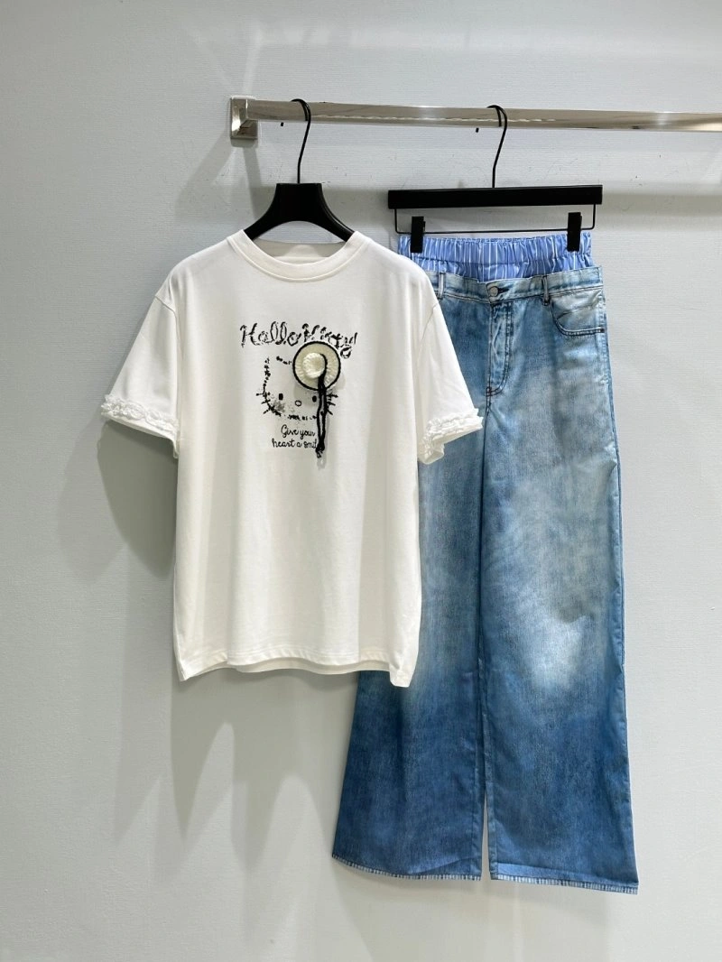 Unclassified Brand T-Shirts