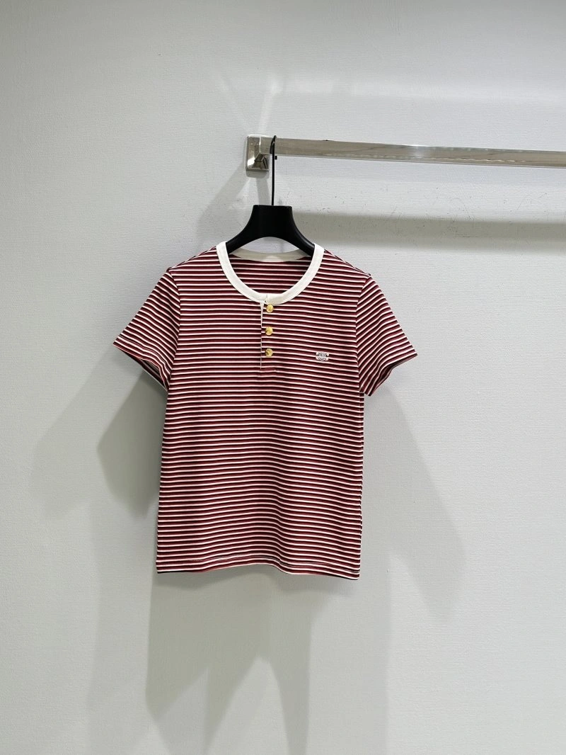Unclassified Brand T-Shirts
