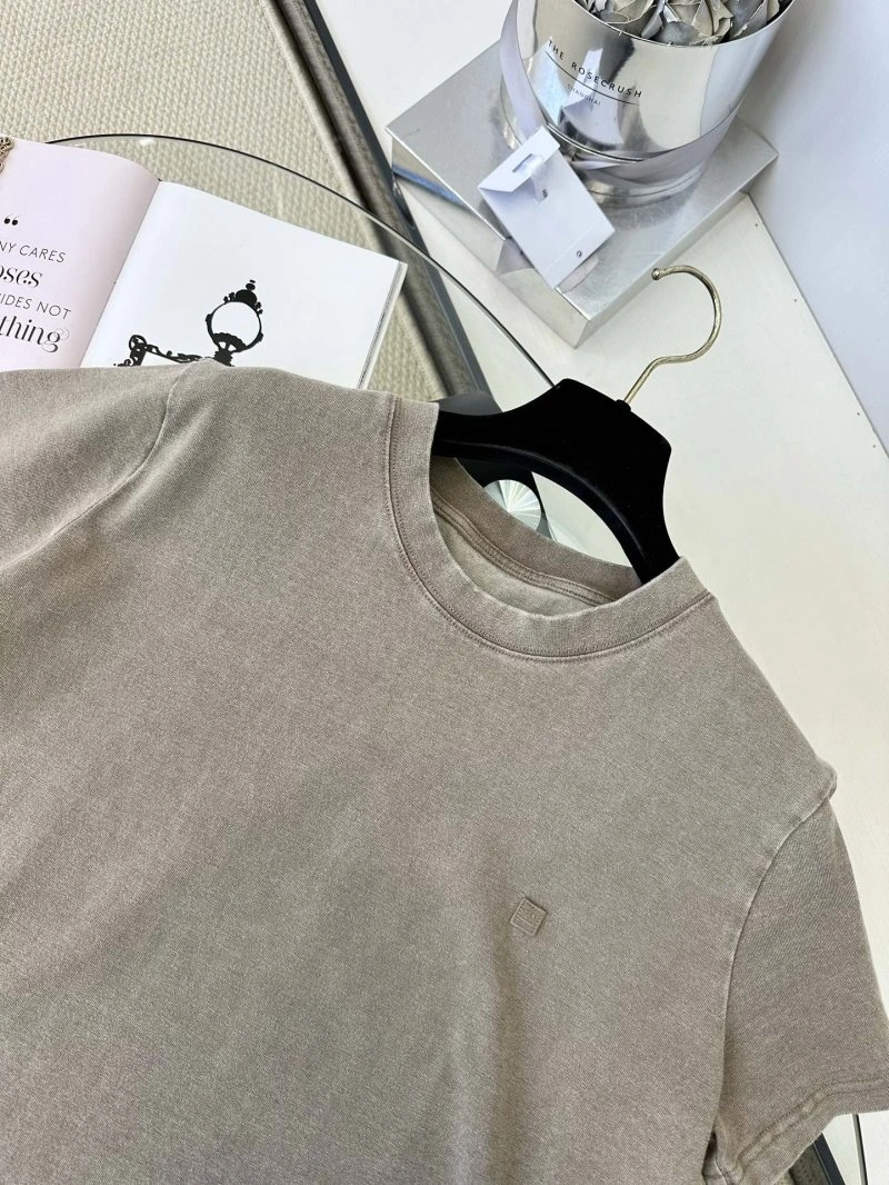 Low-cost Unclassified Brand T-Shirts